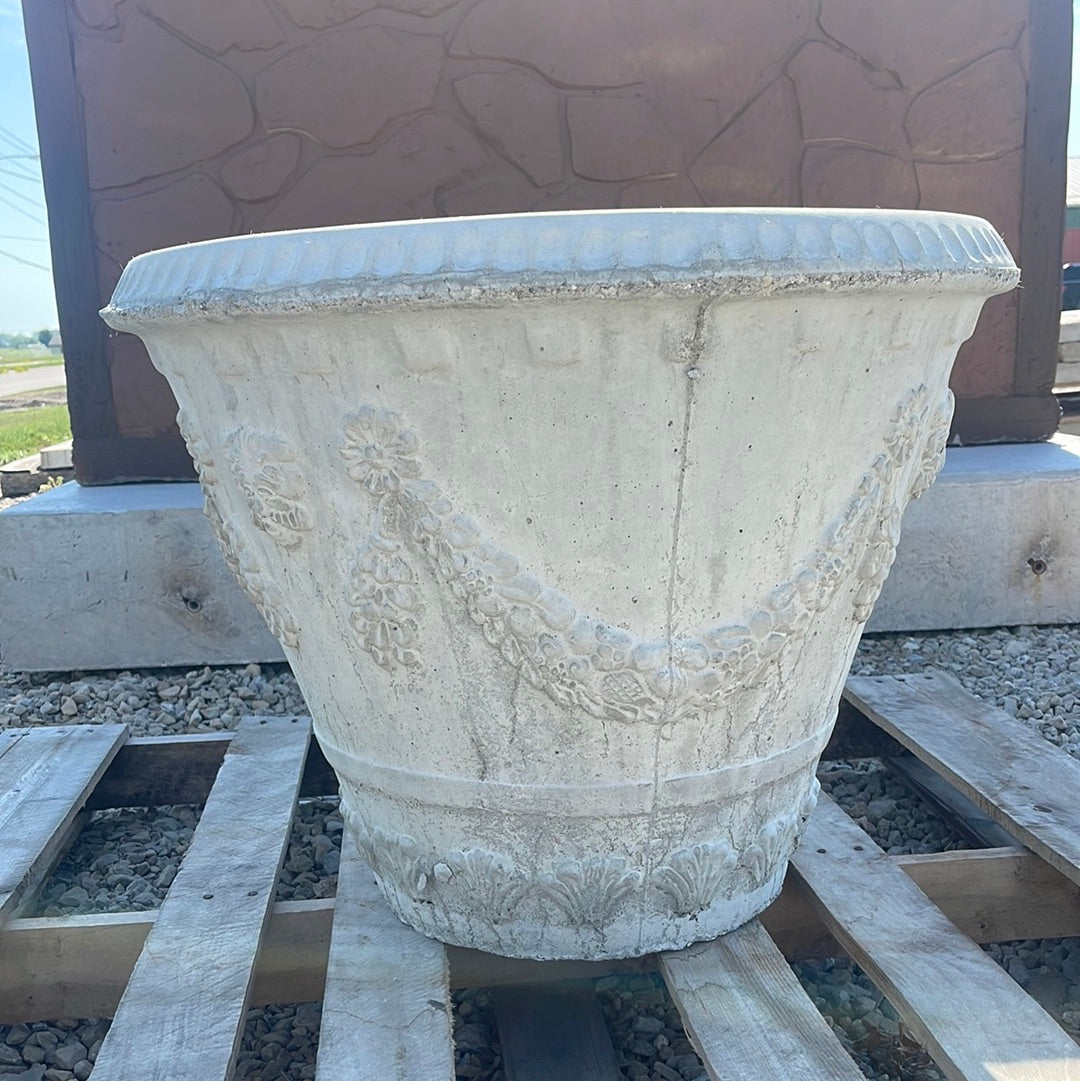 Festival Planter XL – Fairfield Precast Concrete